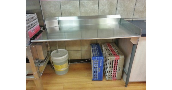 Bottle washer drain table 42" with backsplash
